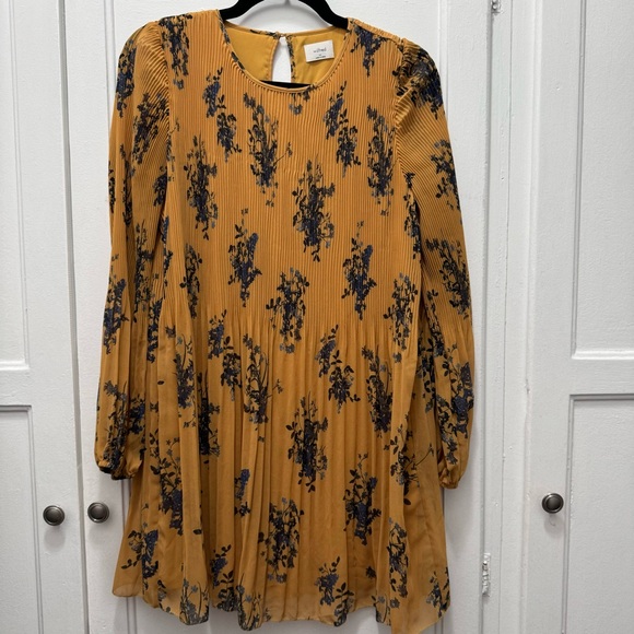 Wilfred | Dresses | Wilfred Yellow Floral Pleated Dress | Poshmark